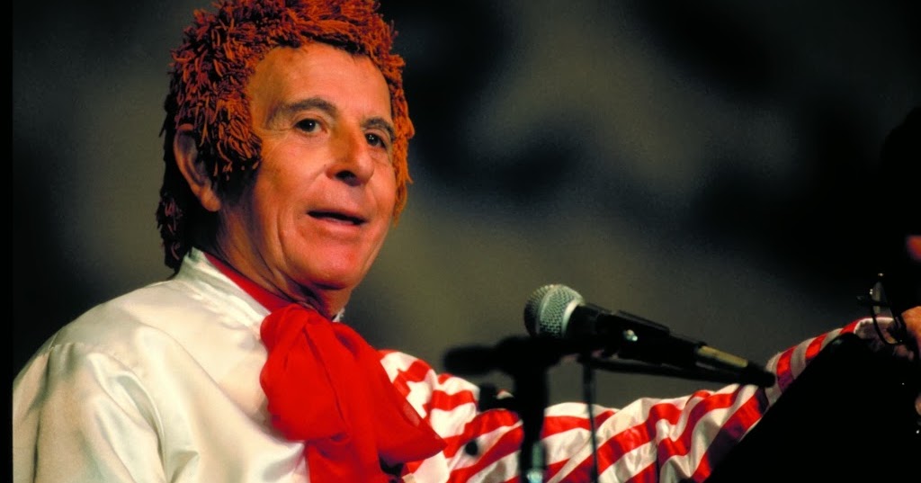 CACHIRULO: CUENTOS Y CHOCOLATE – CON LOS AUDÍFONOS PUESTOS