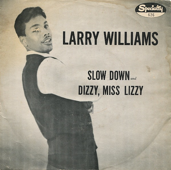 SIGNOS: LARRY WILLIAMS – CON LOS AUDÍFONOS PUESTOS